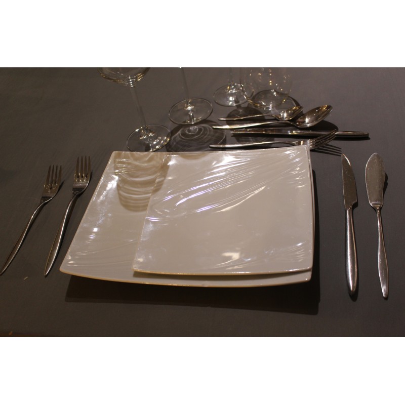 Pack complet vaisselle rectangle et couvert or - Monita Evénements